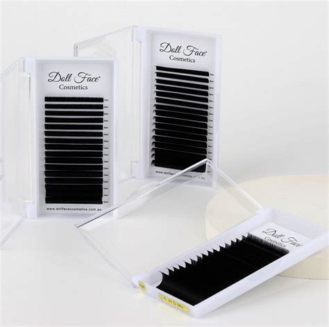 Classic Lashes Doll Face Cosmetics