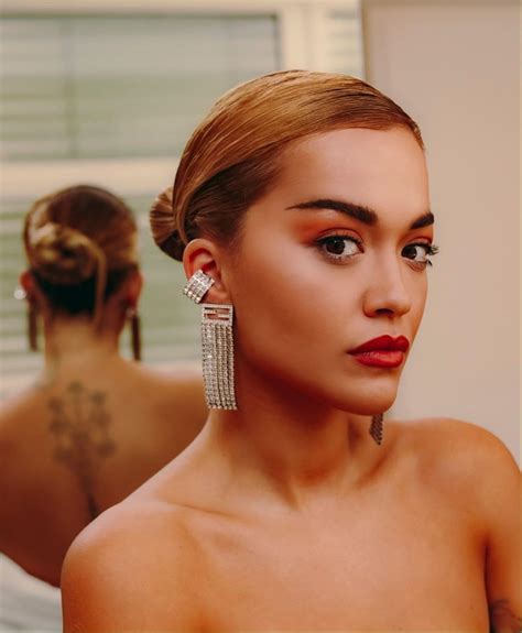 Rita Ora Sexy In Dressing Room 5 New Photos The Fappening