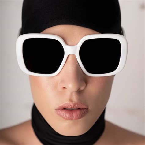 Devon Devonruizzz • Threads Say More