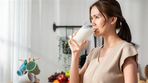 What Happens To Your Body When You Drink Milk Every Day