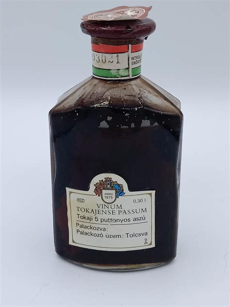 1975 Vinum Tokajense Passum Tokaji 5 Puttonyos Aszú Private Wine