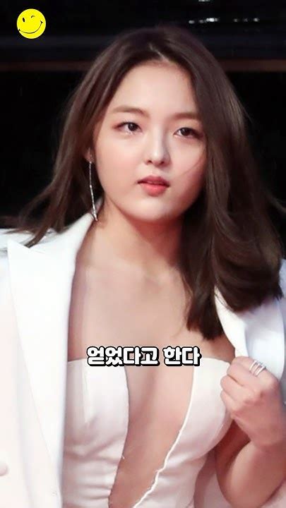 중학생 같은 외모 때문에 배우 인생 망칠 것 같다는 유명 연예인들 Youtube