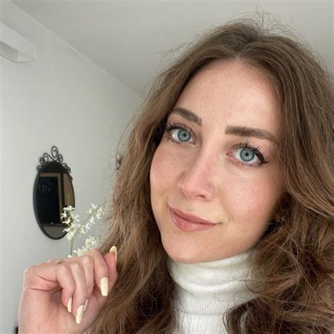 Reem Aboud Praktikantin Aquis Apotheke Linkedin