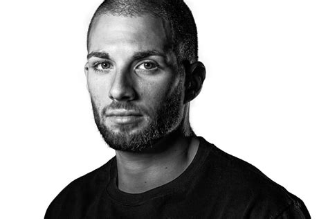 Kariem Hussein Weiss Stuessi