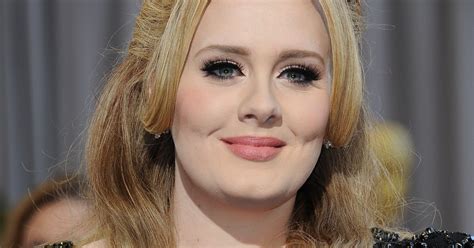 Adele Performs Hello On Saturday Night Live And Its Perfect — Video