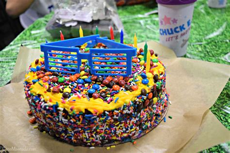 Bigger Better Birthday Parties At Chuck E Cheeses Sprinkle Diy
