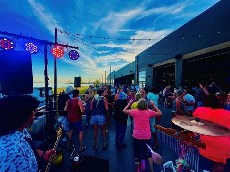 Turnwater Bar And Grill Fort Madison Iowa Travel Iowa