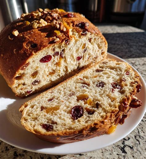 Festive Christmas Bread Recipes Finds