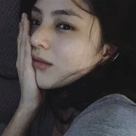 Pin Di ハンソヒ Gambar Gadis Cantik Korea Gadis Cantik