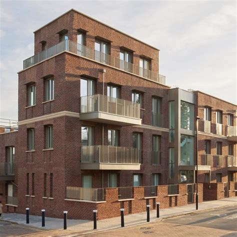 Hit And Miss Brickwork Makes Creative Use Of Sustainable Clay Brick