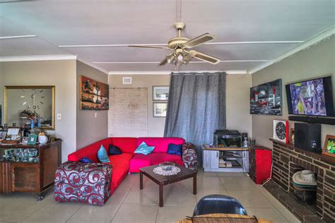 House For Sale Coolevin Park Athlone At Gwendolyn Samuels Blog