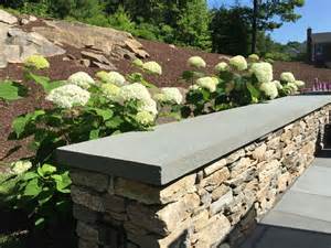 Your Guide To Using And Choosing Retaining Wall Caps
