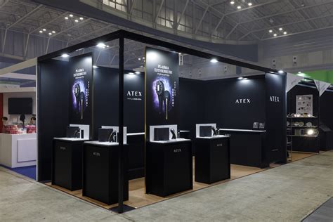 床色をゴールドに見立て黒でノーブルに｜asia Beauty Expo 2022 Super Penguin Archives