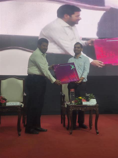 Anubhav Chakraborty On Linkedin Award From Ddc Ranchi Shri Dinesh