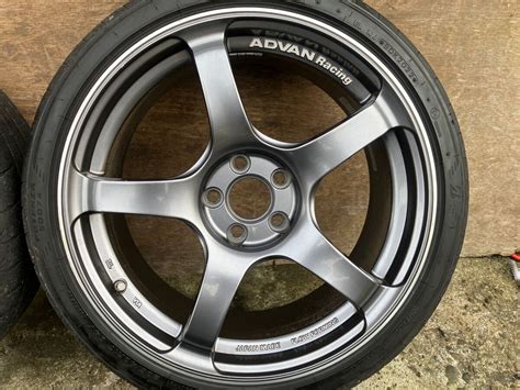 Yahooオークション ヨコハマ Advan Racing Tc4 17インチ 75j Pcd10