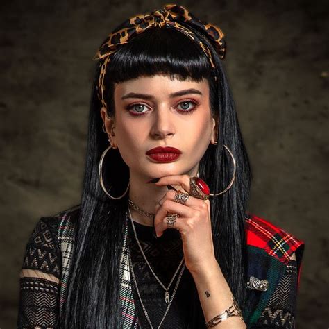 Where Is Sweet Bobbys Simran Bhogal Now And Did She Lose Her Job Glamour Uk