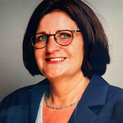 Simone Schneider Teamleiterin Boutique Friedhelm Schaffrath Gmbh And Co Kg Xing