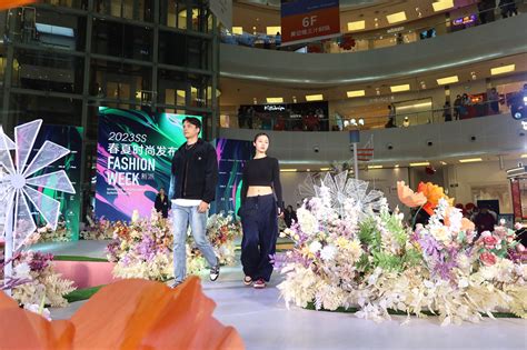 连云港：t台秀进商场 助力消费复苏中国江苏网