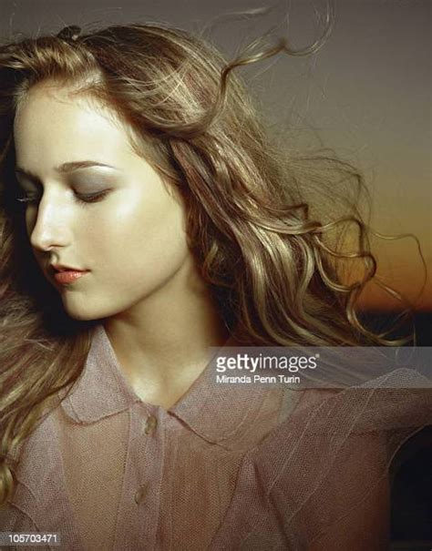 149 Leelee Sobieski 2003 Photos And High Res Pictures Getty Images