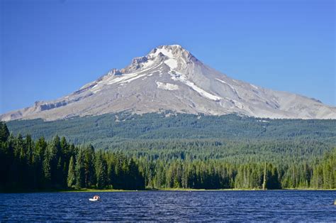 Trillium Lake Hike Oregon