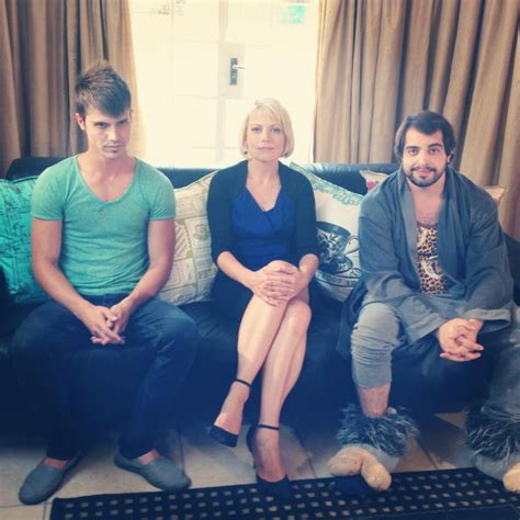 Therese Benade Astrid In Villa Rosa Wil Graag N Huismaat Wees Villa Rosa Style Fashion