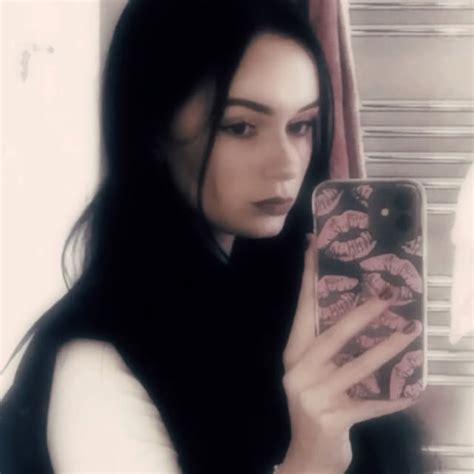 𝒞𝒶𝒾𝓁𝒾𝓃 𝓈𝒸𝓊𝓁𝓁𝒾ℴ𝓃 🐬 Cailin S X1 • Threads Say More