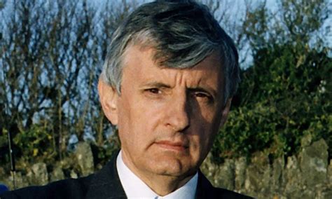 Jack Shepherd Actor Behind Tvs Wycliffe Dies Aged 85 Hum News