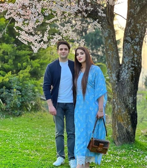 Everything About Ias Athar Aamir Khan The Upsc Topper From Kashmir