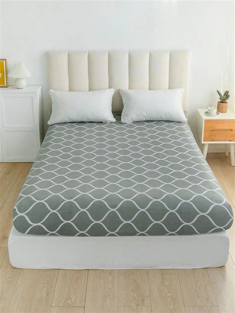 Geometric Pattern Fitted Sheet Fitted Sheet Geometric Pattern Pattern