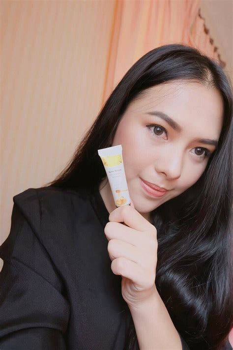 เจ๊รีวิวทุกอย่าง ลดสิวแบบไม่ต้องใช้ยา Propolis Acne Serum เป็นเซรั่ม