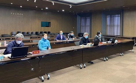 The Dean Observed Professors “online Teaching” Cafa 院 Central