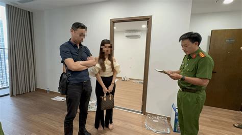 Triệt Phá ổ Bán Dâm Với 200 Tiếp Viên Phục Vụ Khách Từ A đến Z Tuổi