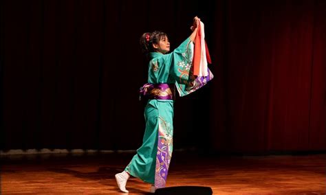 玄奘大學在藝術之秋敦親睦鄰 舉辦「秋詩翩翩日本舞踊表演活動」 華夏新聞報