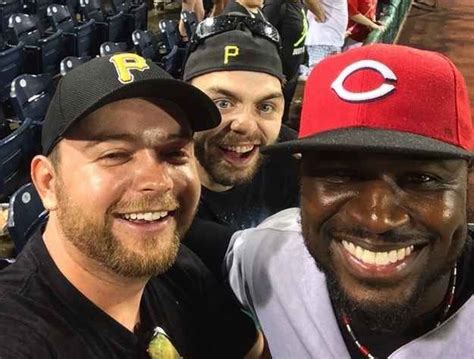 Baseball Player Hilariously Responds To His Drunk Heckler Baseball