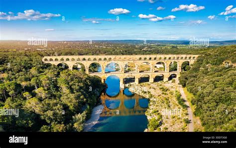 Exploring The Majestic Pont Du Gard Aqueduct In France Discover The Stunning Architecture Of
