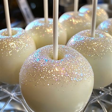 White Sparkle Candy Apples Skilledcooks