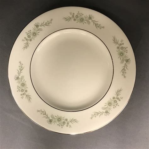 Wedgwood Westbury Dinner Plate Echos China