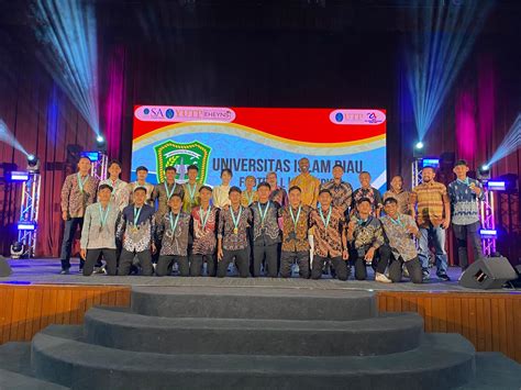 Uir Raih Juara 1 Sepakbola 2nd Asean Inter University Networking Games