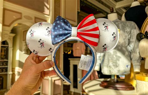 Go Red White And Blue With Disney Worlds New Loungefly Minnie Ears