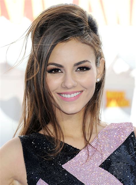 Victoria Justice Super Gorgeous 2015 Mtv Movie Awards In Los Angeles
