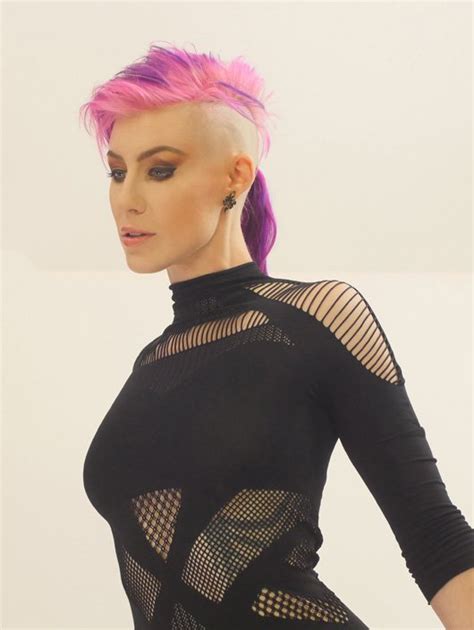 Comic Book Girl 19 Photo Shoot Image