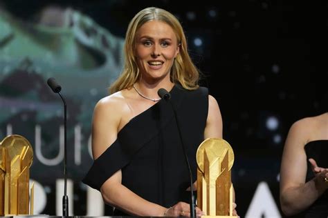 Hannah Hampton Pays Tribute To ‘trailblazer Matt Beard At Ballon Dor Awards