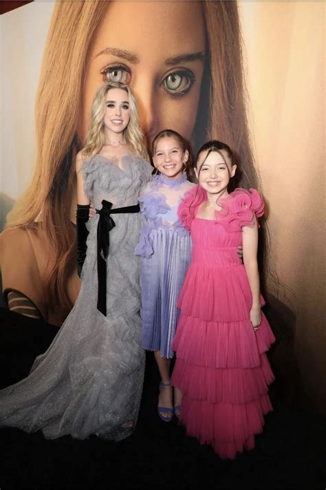 台北中山區大規模《窒友梅根》出沒！ 恐怖詭娃其實是真人演出 Ettoday星光雲 Ettoday新聞雲