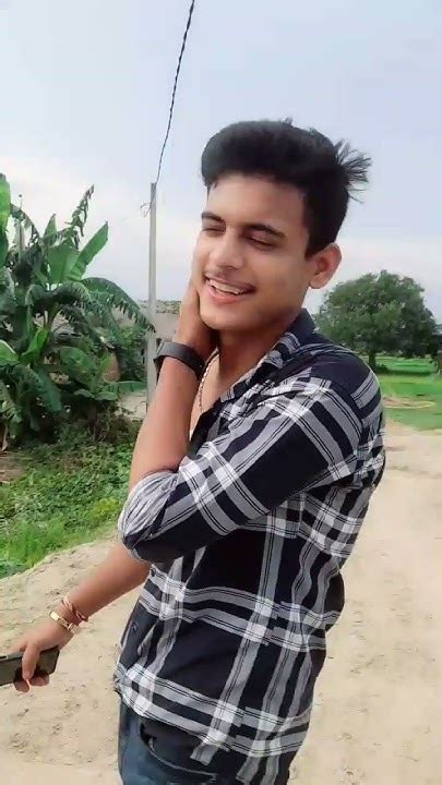 ☺️कैसा है। Video 😄 Deeoak Singh Indusonali Short Video Youtube Shorts Million Reel Youtube