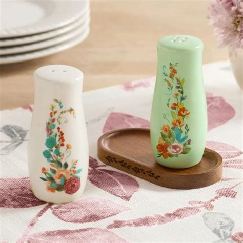 The Pioneer Woman Other New Pioneer Woman Salt Pepper Shaker Set With Acacia Wood Tray