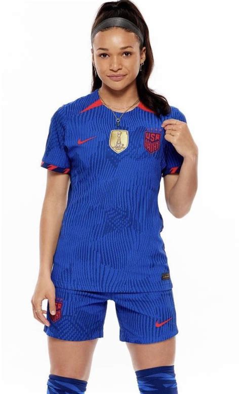 Sofia Smith Alex Morgan Rwomensoccerlegs