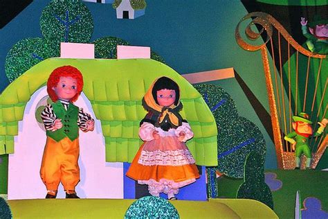 Dutch Dolls From Its A Small World Ride Disneyland Pinterest