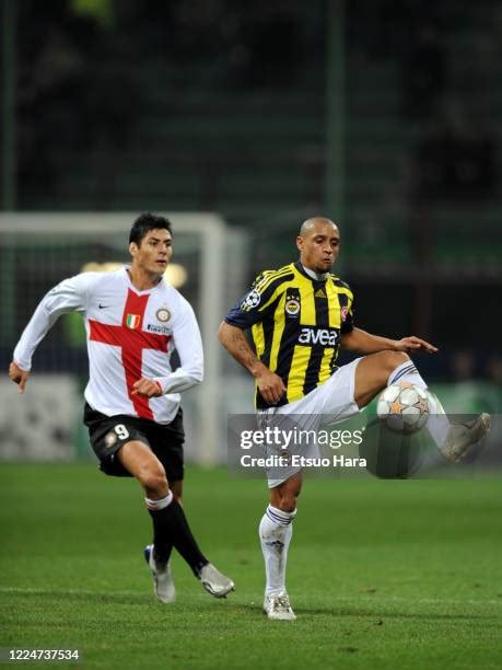 185 Roberto Carlos Fenerbahce Photos And High Res Pictures Getty Images