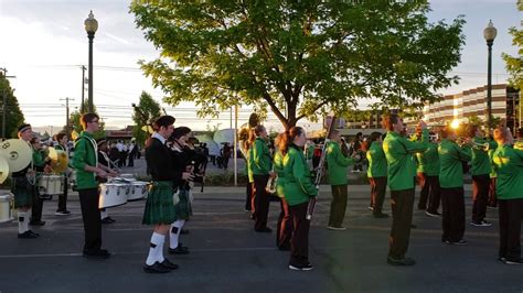 Shadle Park Hs Band Warming Up For 2019 Spokane Lilac Parade Youtube
