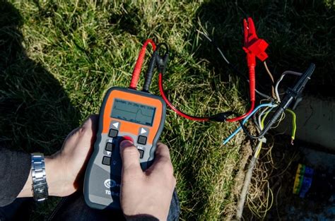 A Simple Guide To Time Domain Reflectometers
